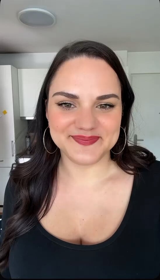 Künstlerporträt Juli 2025 - OVAL - Die Bühne im Europark